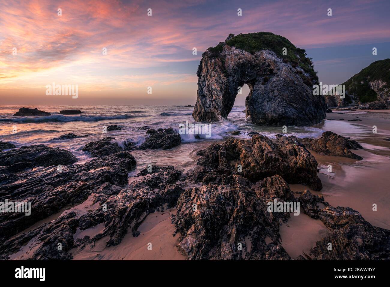Sunrise at Horse Head Rock, Bermagui, New South Wales, Australia Stock ...