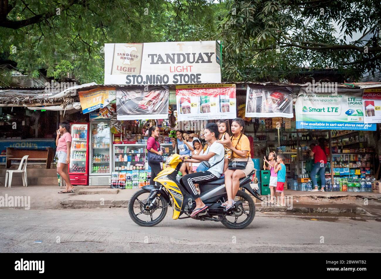 Philippine rush hour hi-res stock photography and images - Alamy