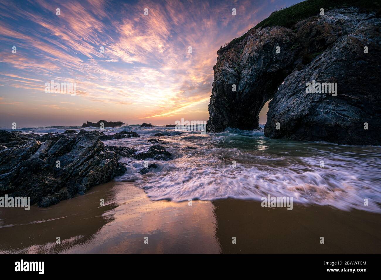 Sunrise at Horse Head Rock, Bermagui, New South Wales, Australia Stock ...