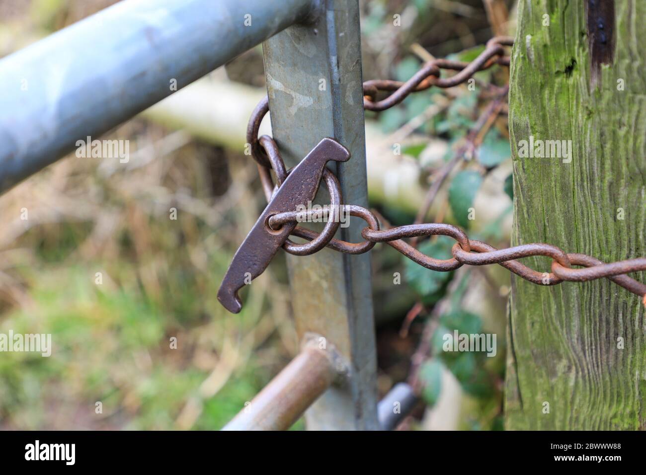 Fasten fastening hi-res stock photography and images - Alamy