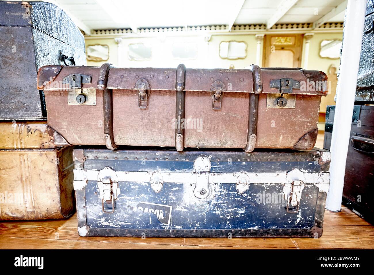 Victorian suitcases hi-res stock photography and images - Alamy