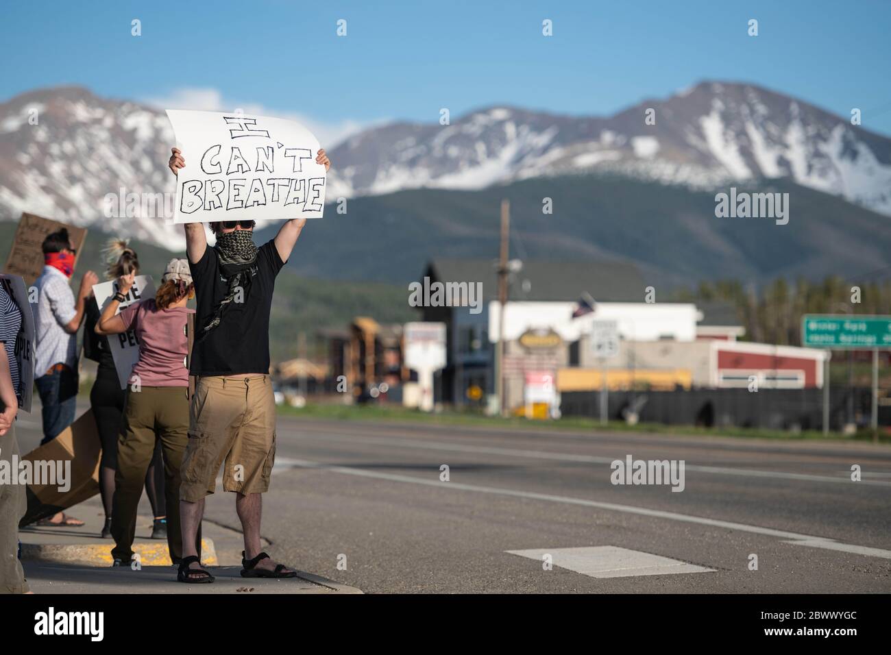 Cars passing protest signs hi-res stock photography and images - Alamy