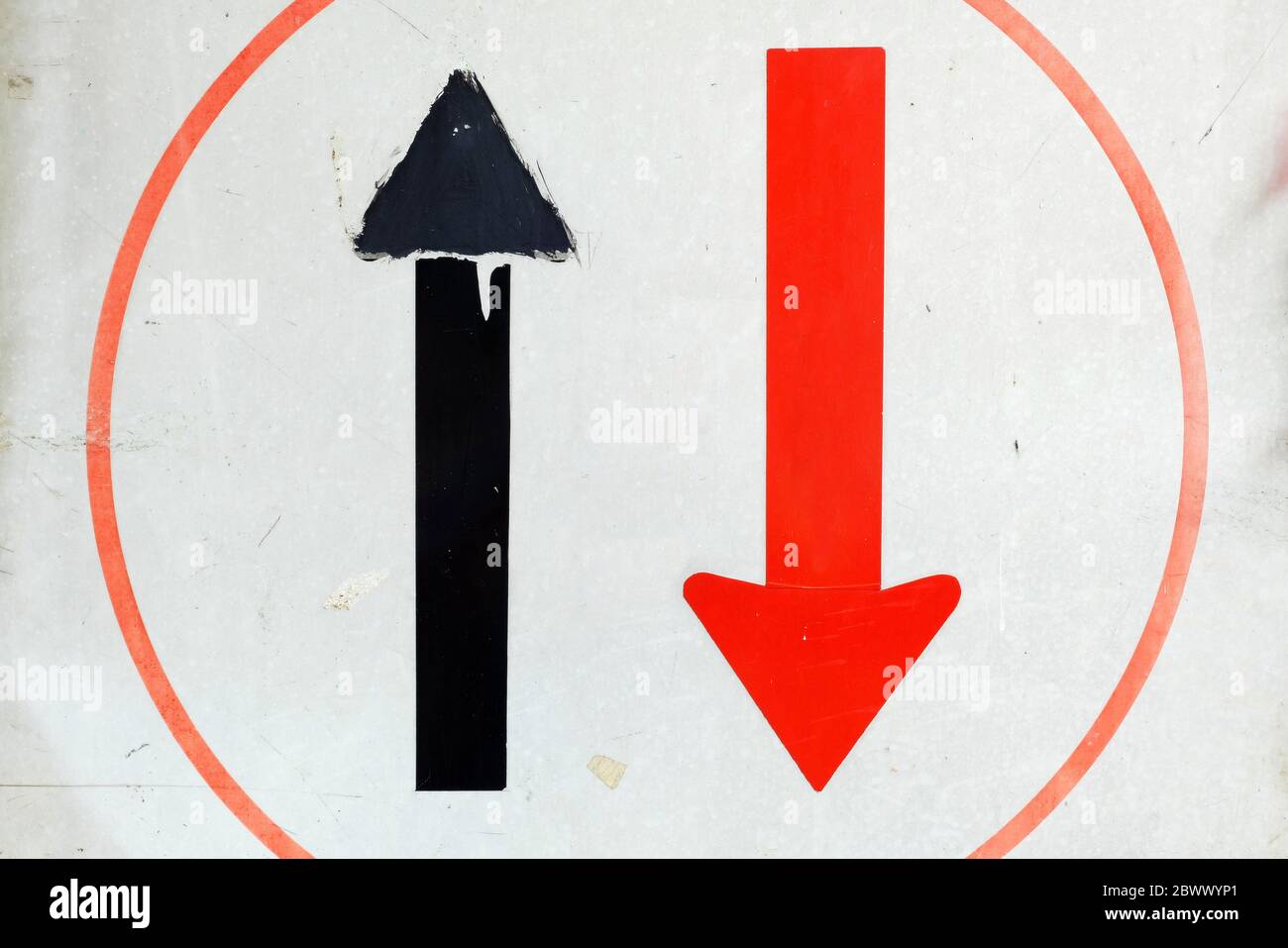 Traffic sign two arrows pointing hi-res stock photography and images ...