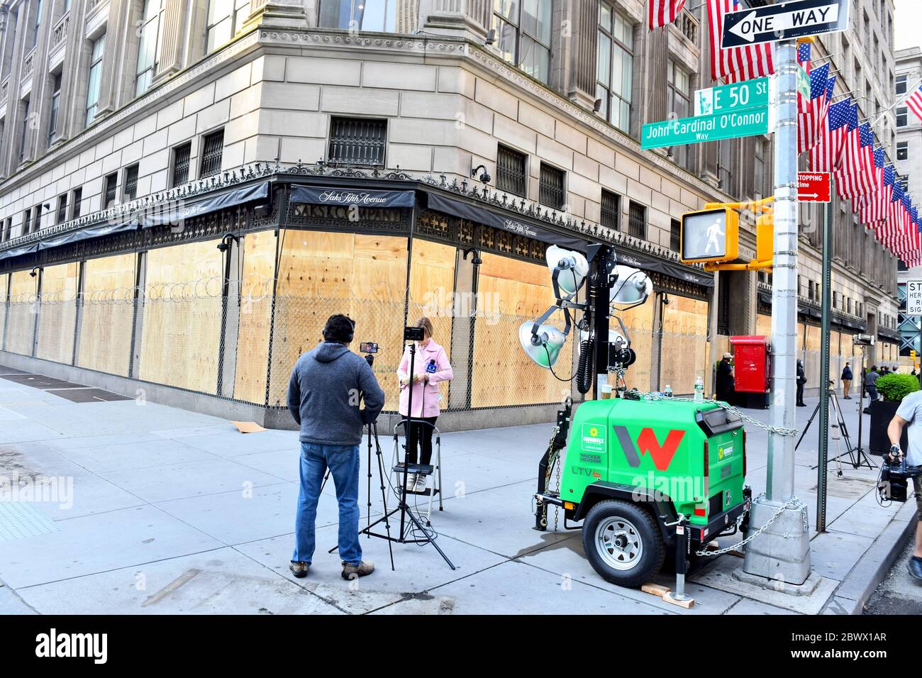 Retailers in NYC already strained by COVID-19 shutdowns, board up ...