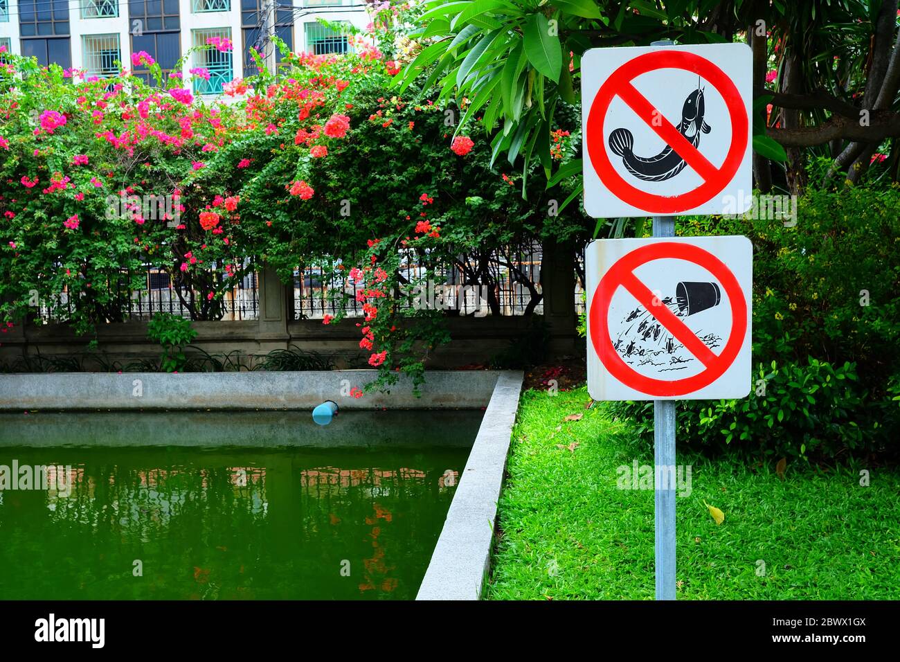 Prohibited activities sign hi-res stock photography and images - Alamy