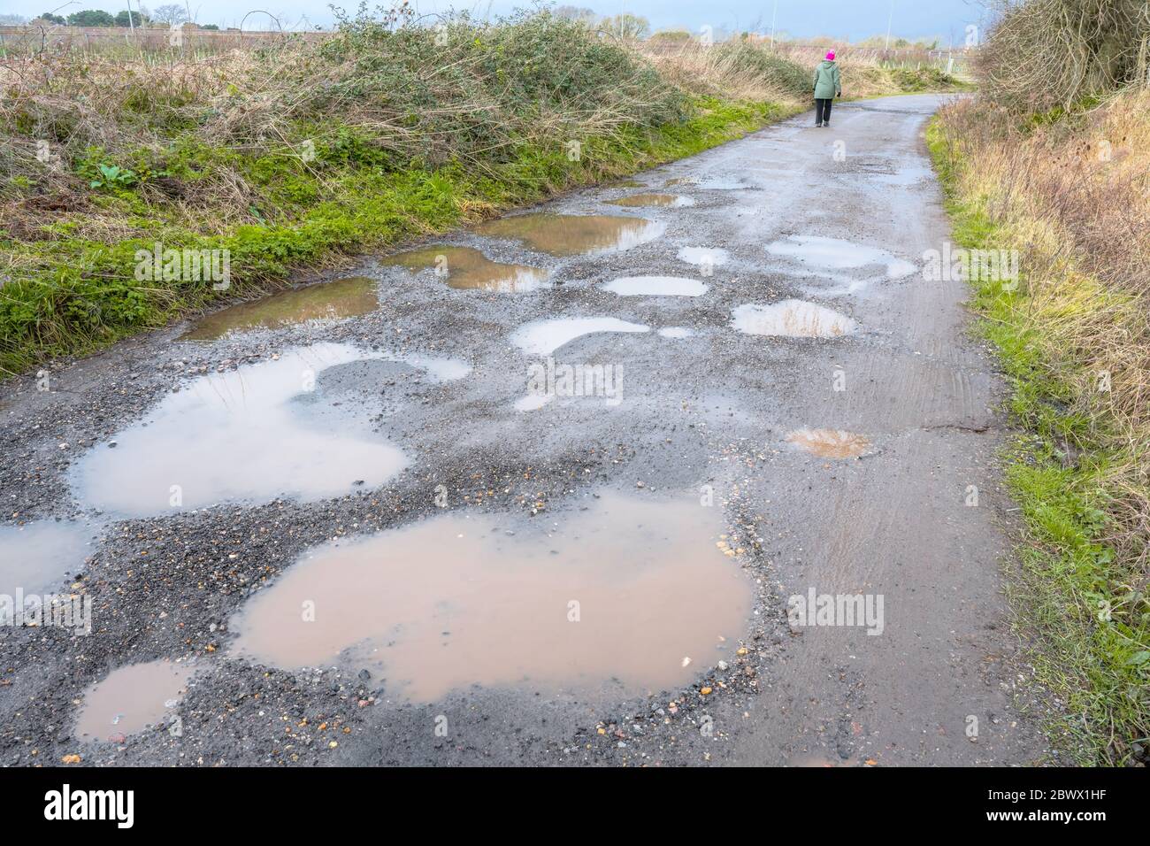 Raining on pathway hi-res stock photography and images - Alamy