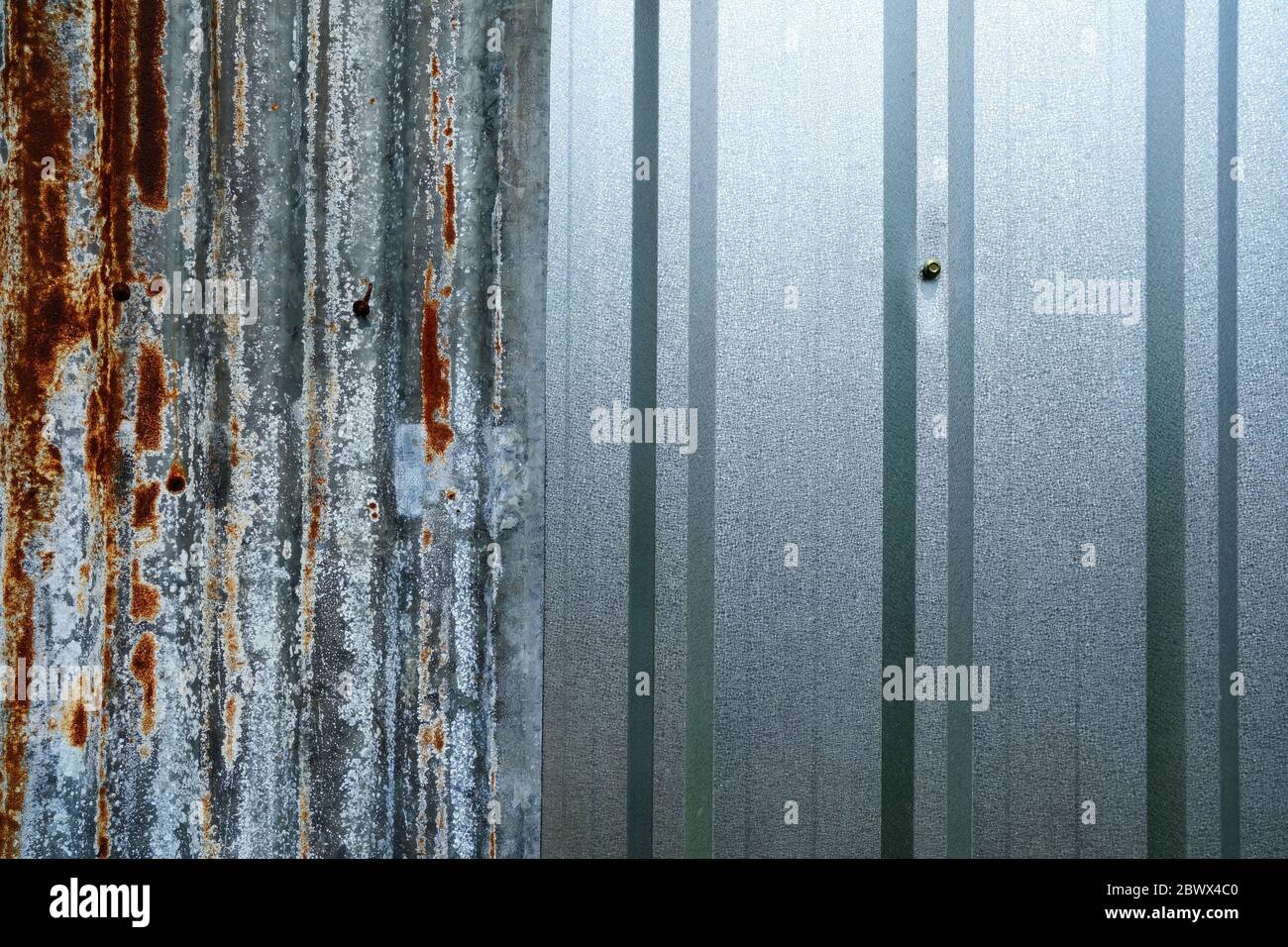 Aluminium wall hi-res stock photography and images - Alamy