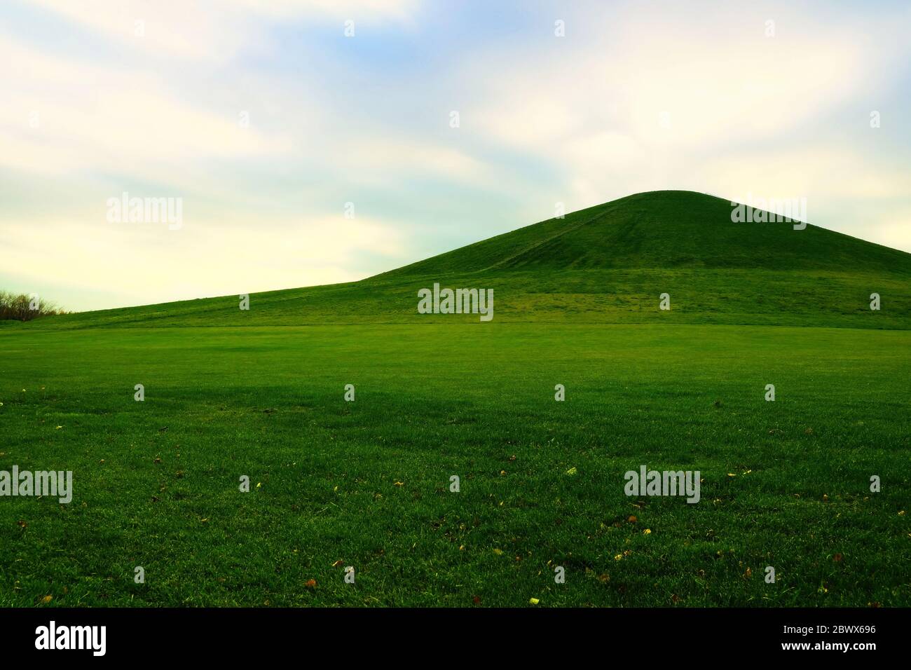 Mount Moere Mountain at Moerenuma Park where is a Famous Landmark of ...