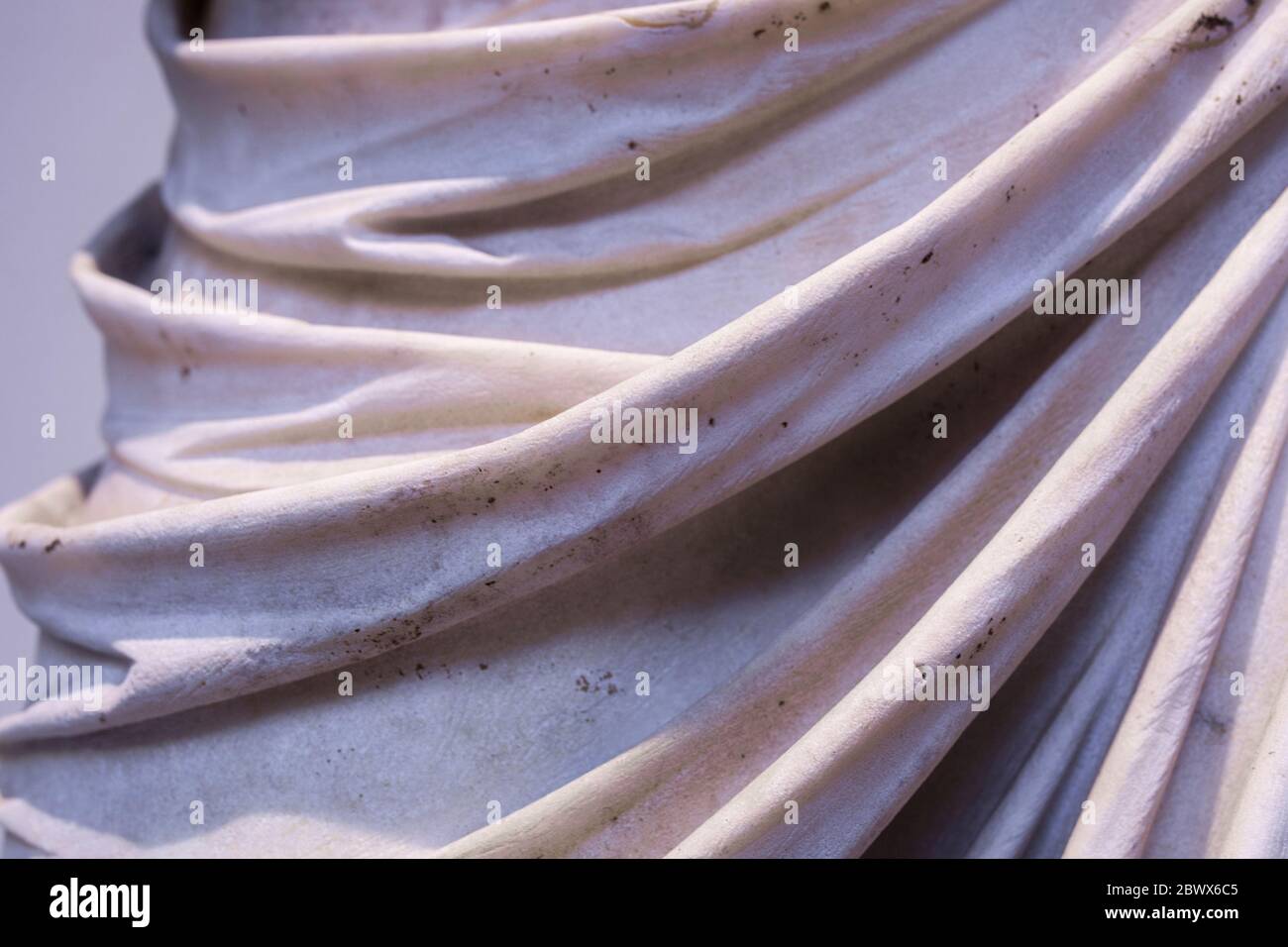 Panneggio bagnato hi-res stock photography and images - Alamy