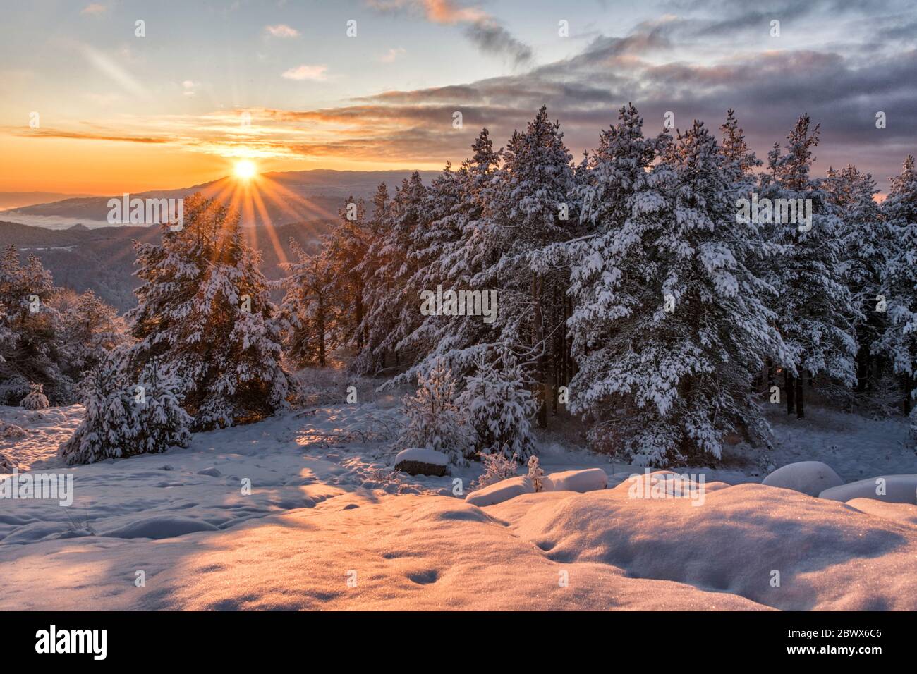 Snowfall greece hi-res stock photography and images - Alamy