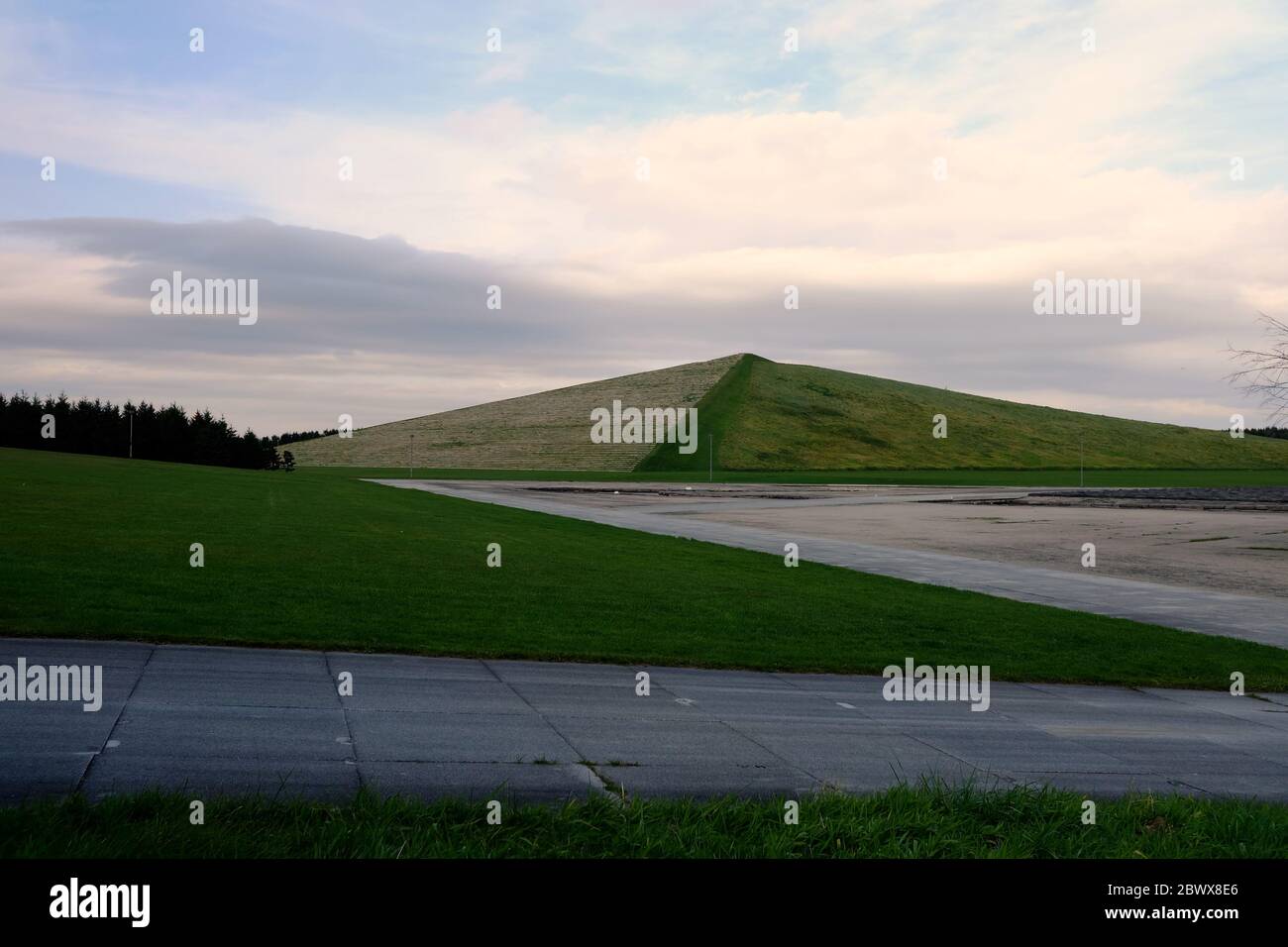 Mount Moere Mountain at Moerenuma Park where is a Famous Landmark of ...