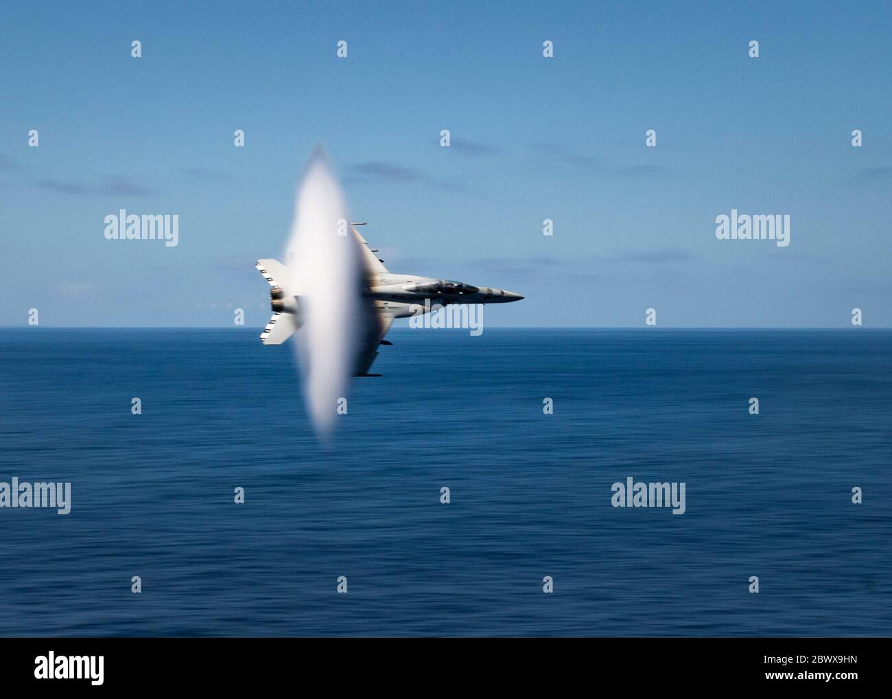 F 22 Raptor Breaking Sound Barrier