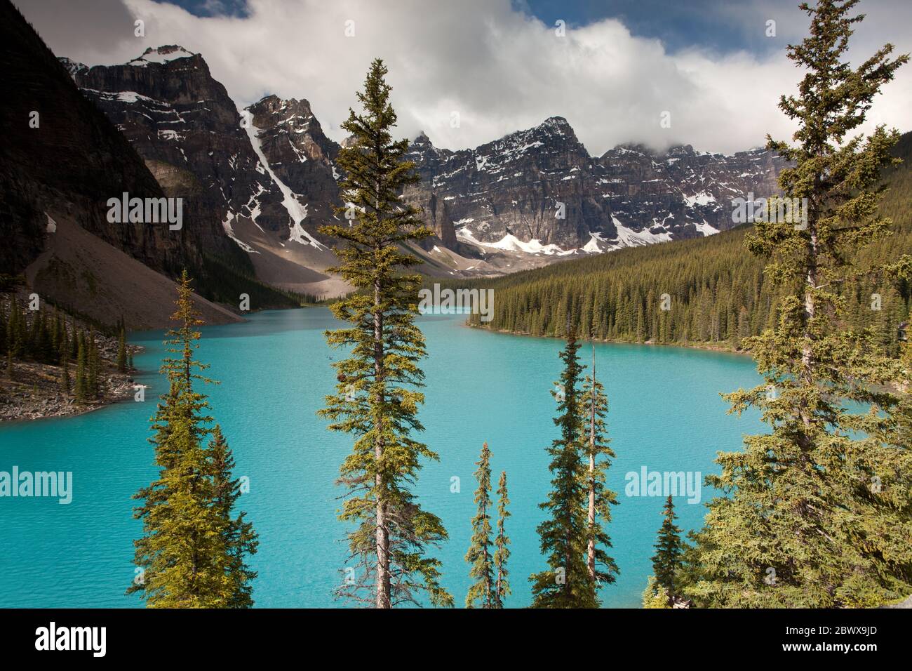 Lake moraine hi-res stock photography and images - Alamy