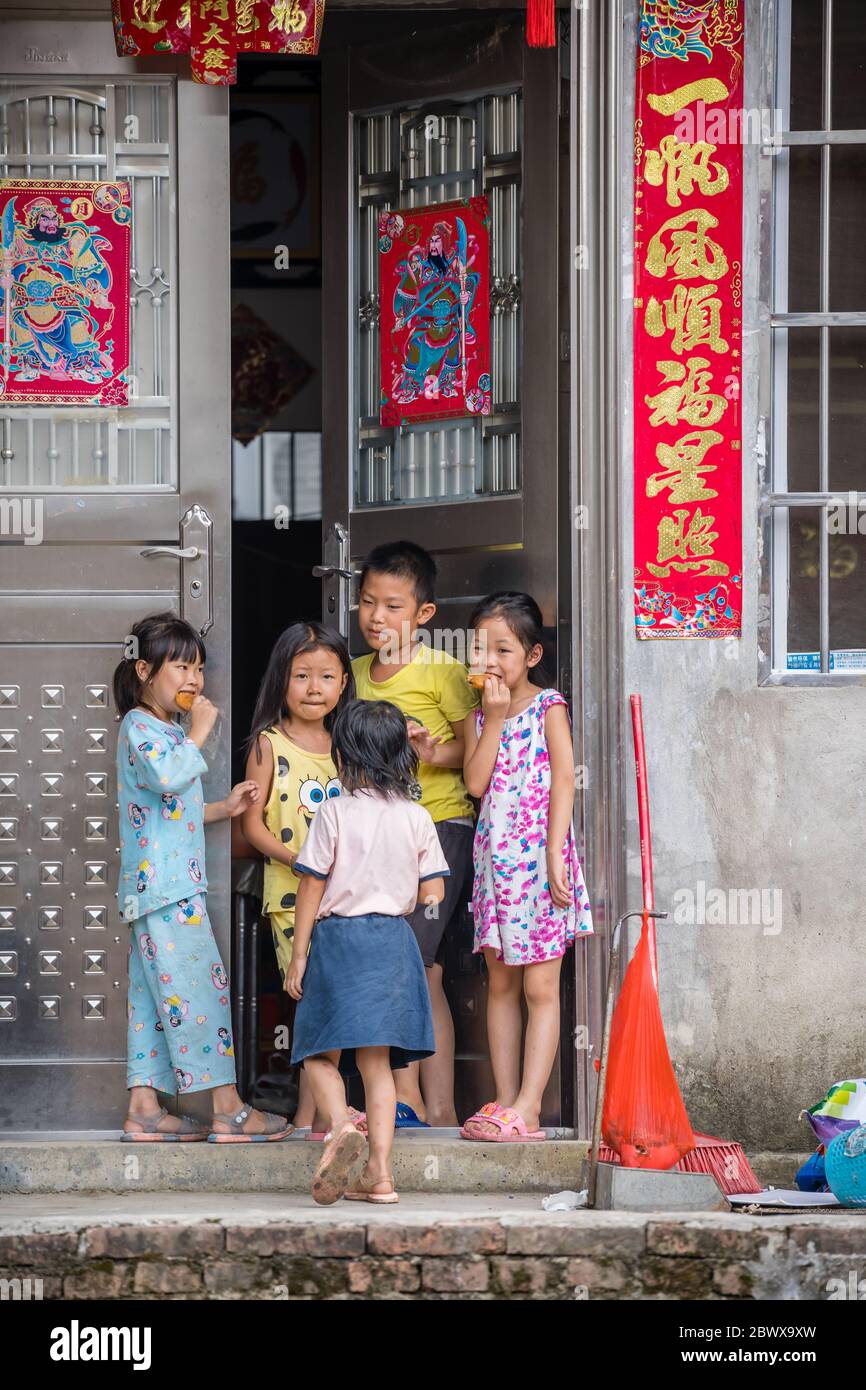 Chinese countryside children hi-res stock photography and images - Alamy