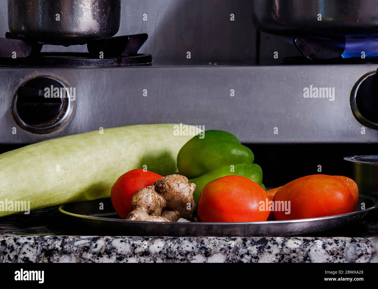 Kitchen platform hi-res stock photography and images - Alamy