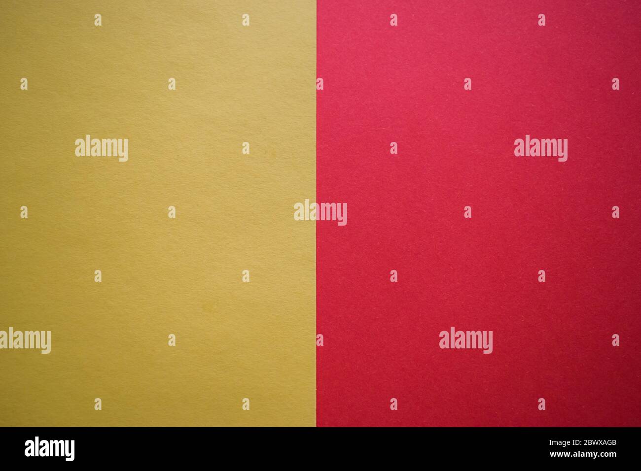 Equally divided hi-res stock photography and images - Alamy