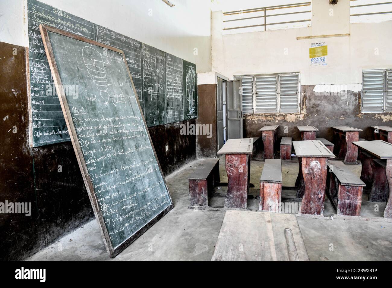 Empty classroom africa hi-res stock photography and images - Alamy