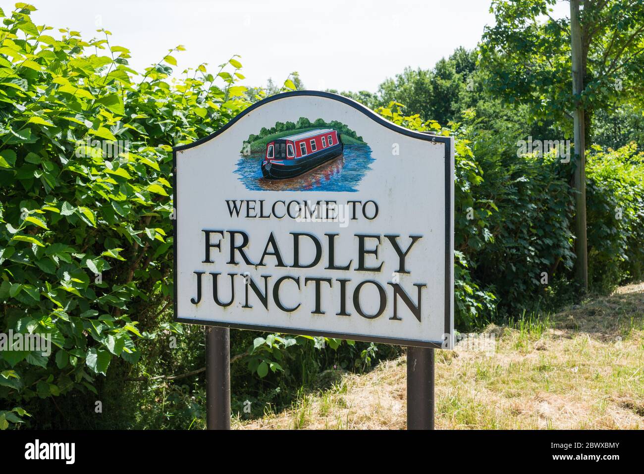 Welcome to fradley junction sign hi-res stock photography and images ...