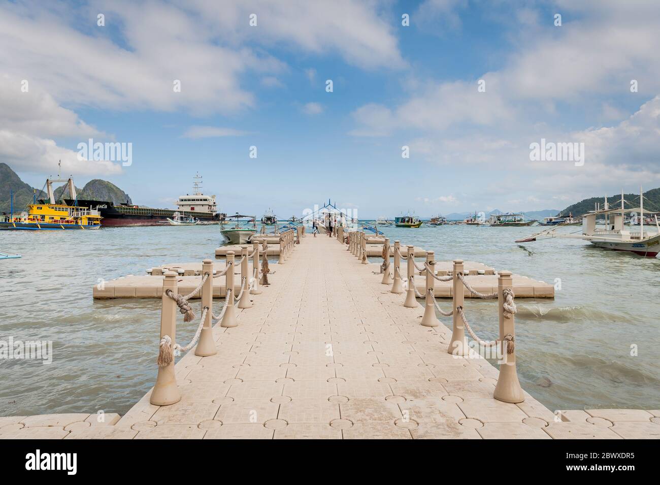 The floating jetty or dock that allows tourists and supplies to come ...