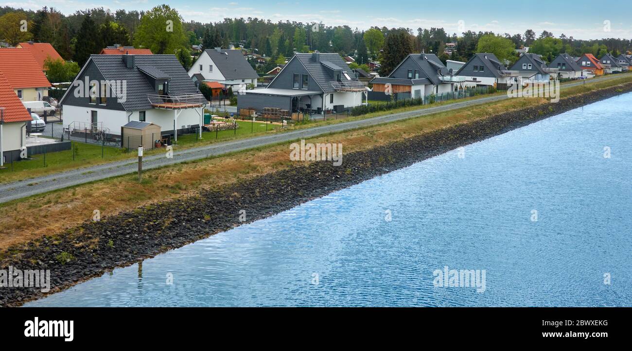 Monotonous architecture hi-res stock photography and images - Alamy