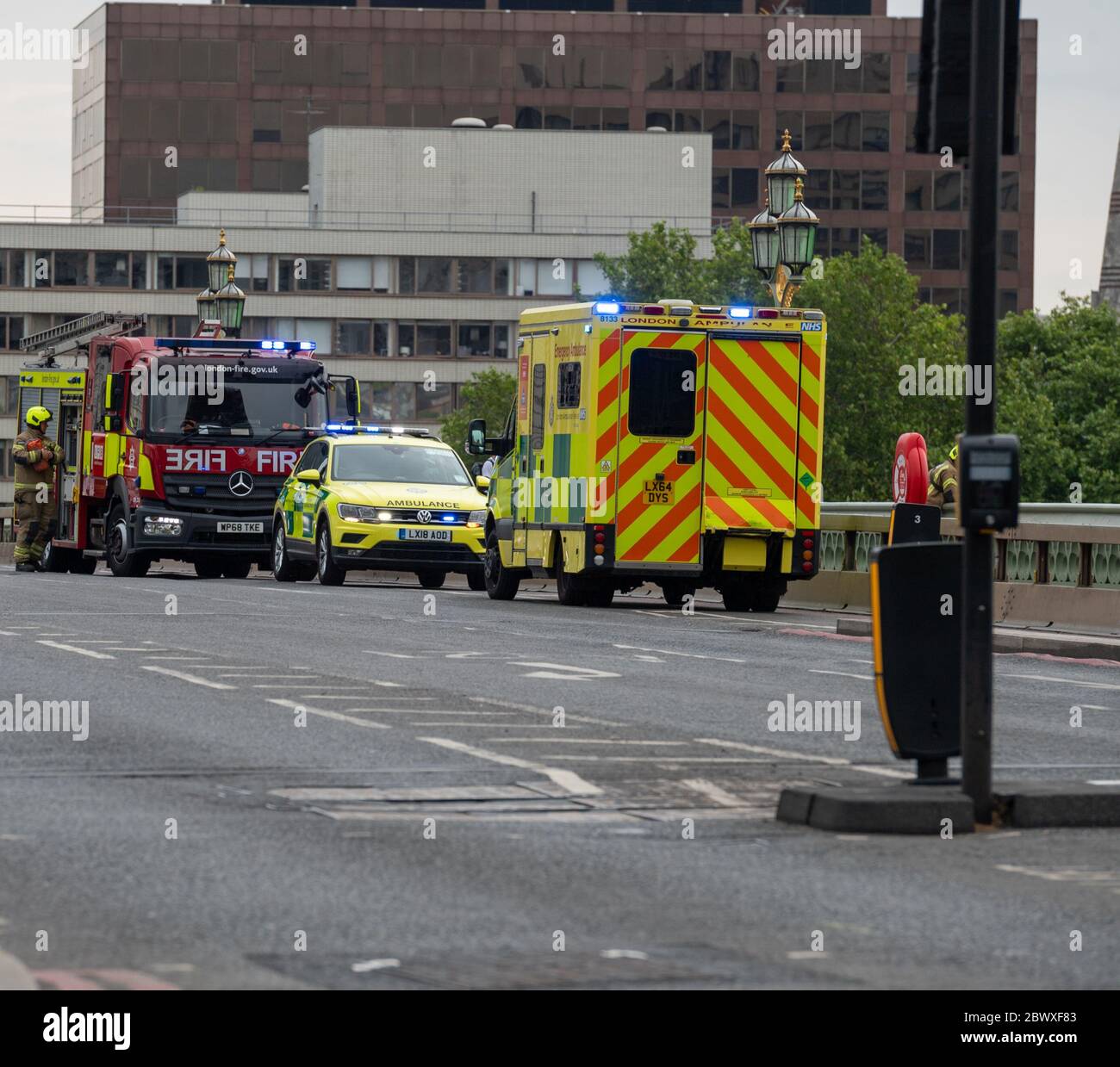 London fire brigade and police hi-res stock photography and images - Alamy