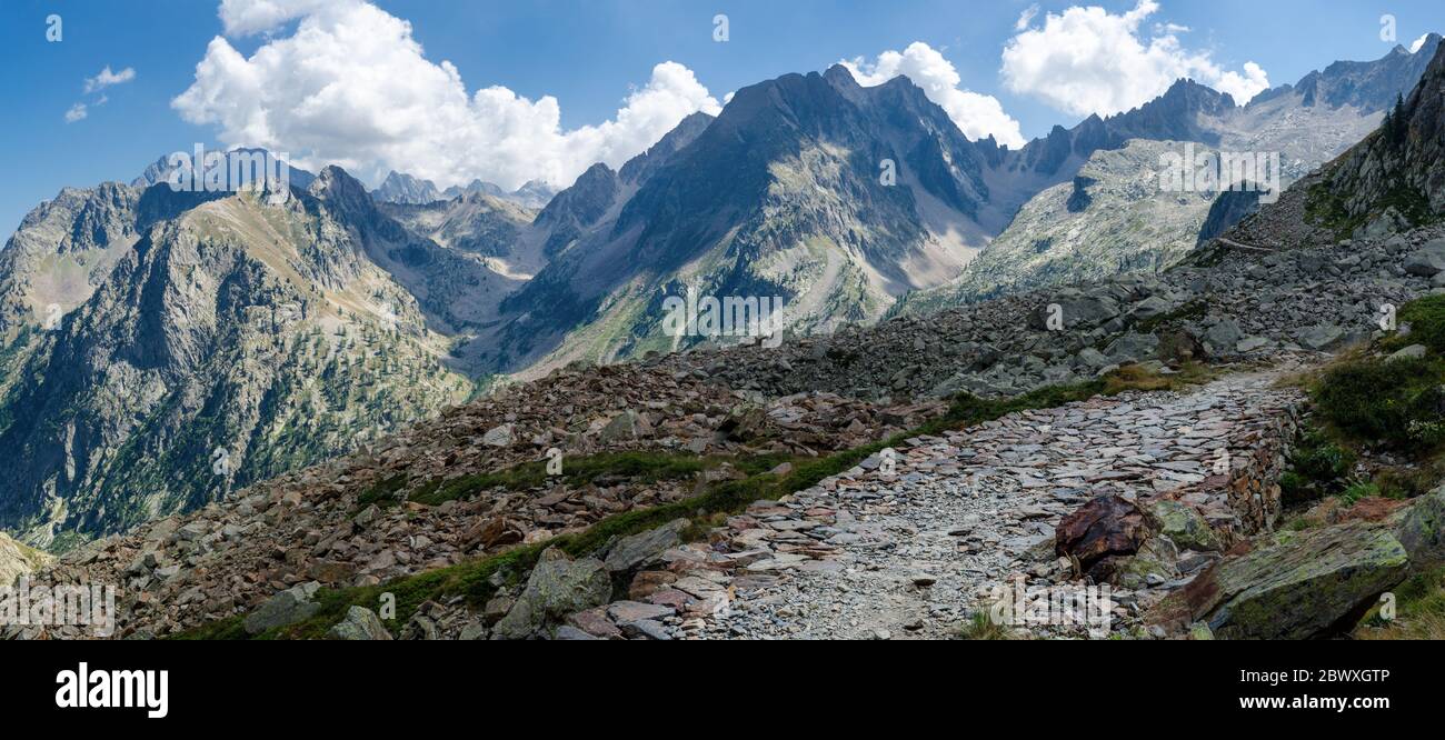 Maritime alps hi-res stock photography and images - Alamy