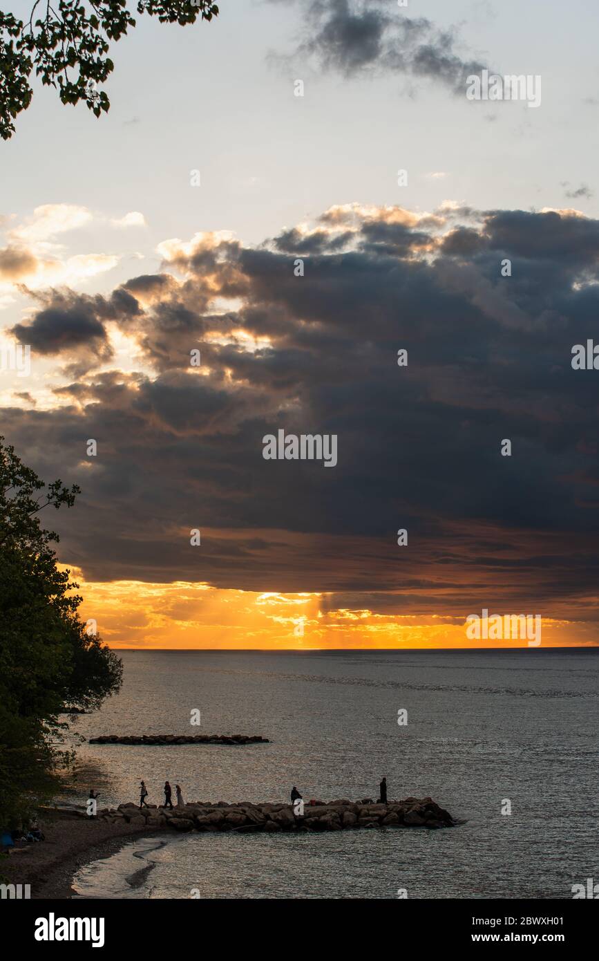 Sunset on Lake Erie Stock Photo - Alamy