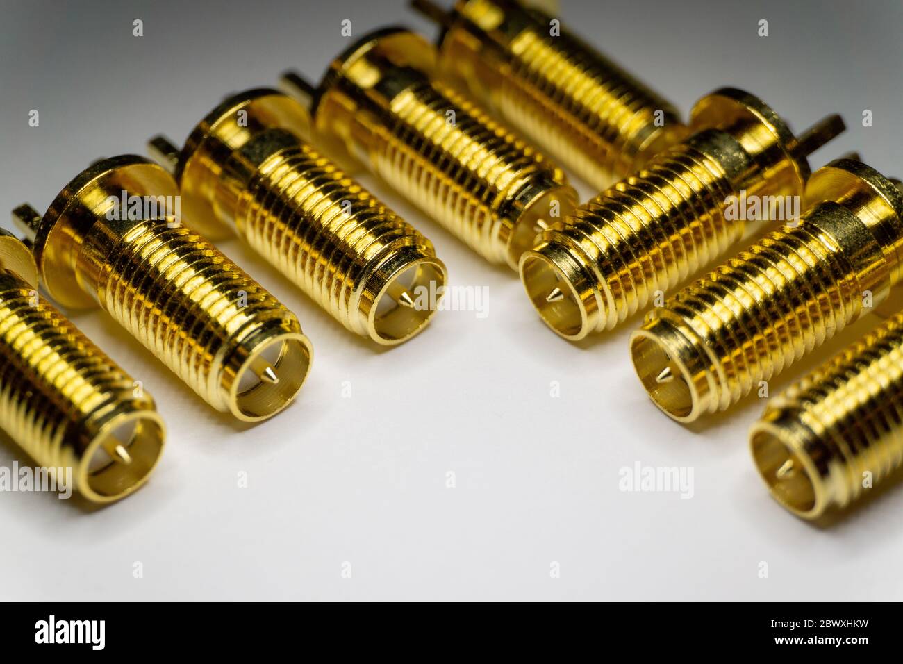 Gold edge connectors hi-res stock photography and images - Alamy
