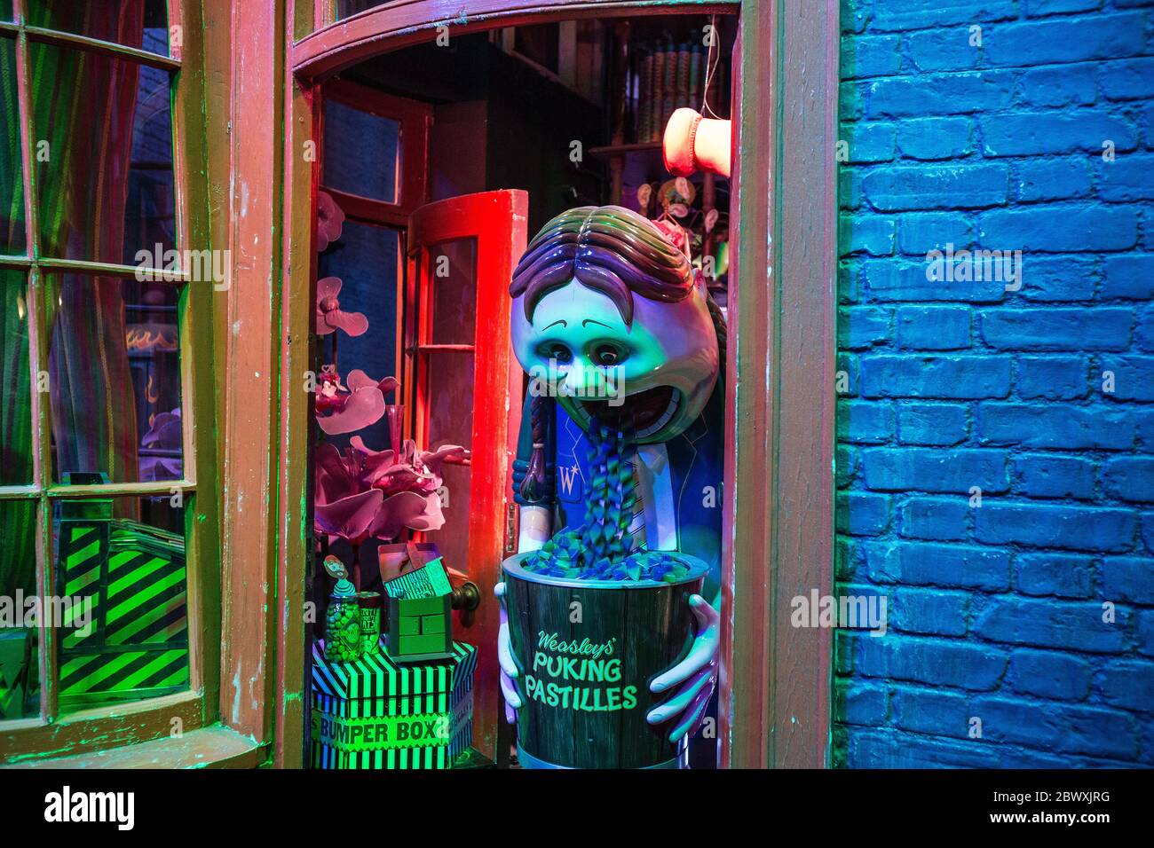 Fred and George Weasley's, Weasleys' Wizard Wheezes shop At Warner Bros ...