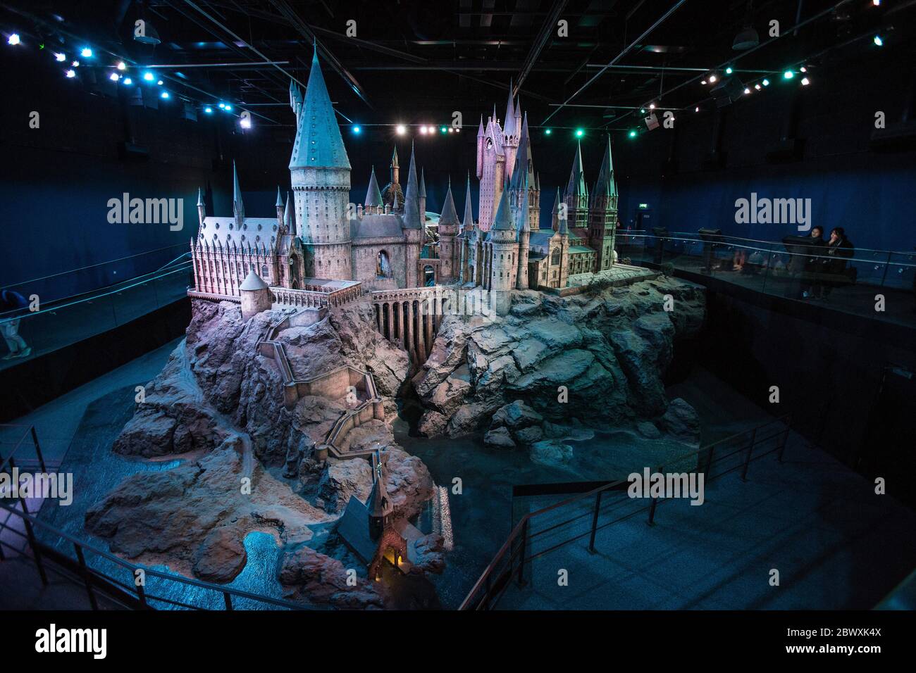Interior scenes of Hogwarts castle Model room Harry Potter World Warner ...