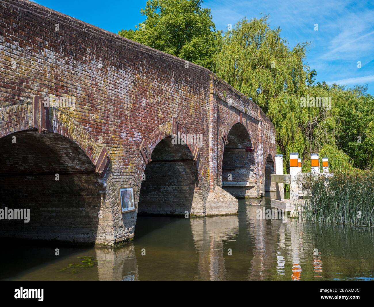 Spring time Landscape, Sonning Bridge, River Thames, Sonning, Reading ...