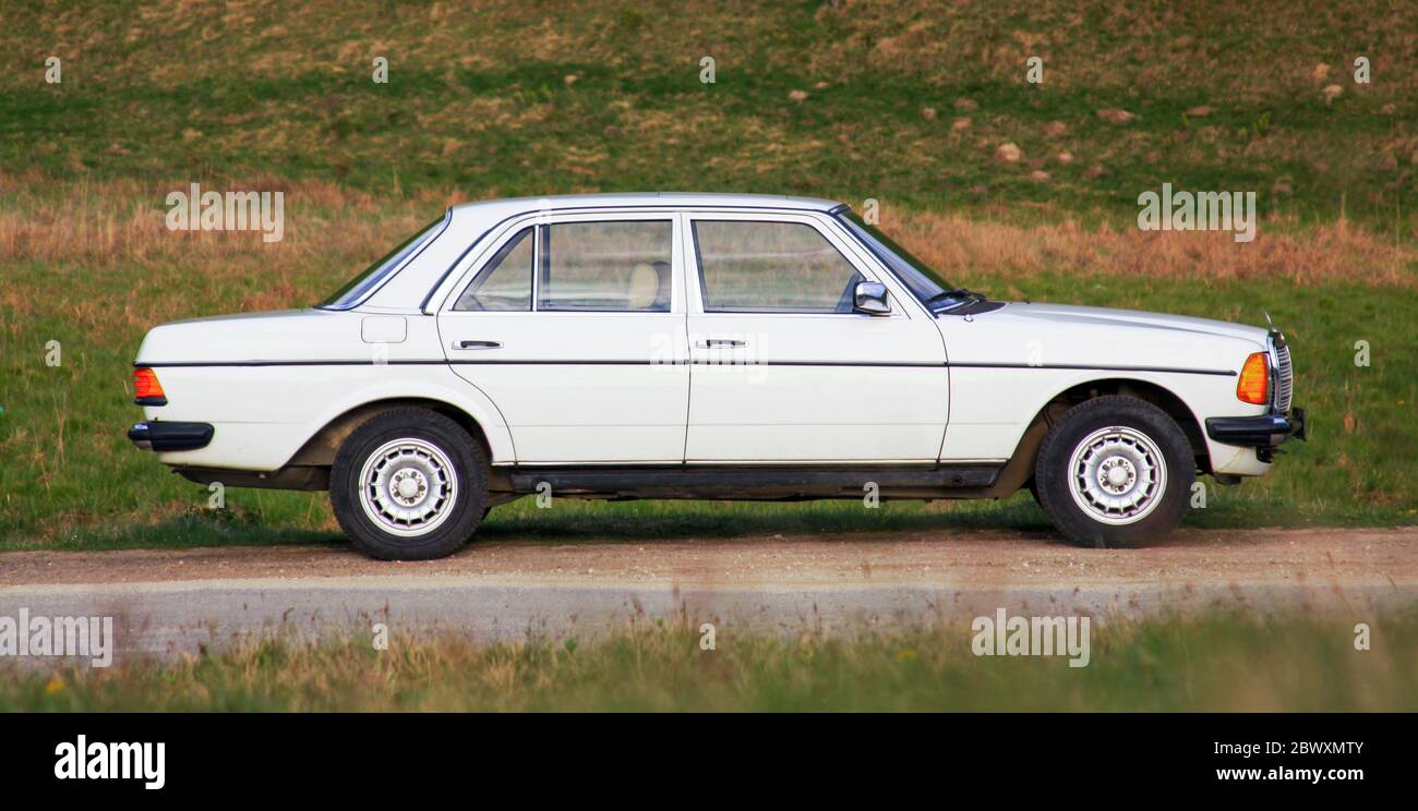 Car mercedes w123 old car hi-res stock photography and images - Alamy