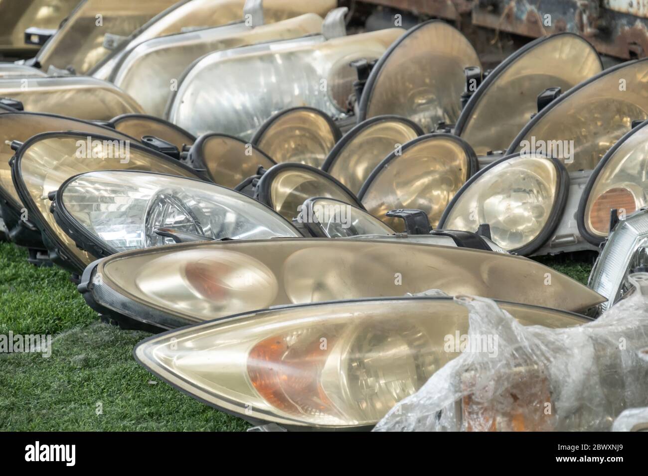 Used car components hi-res stock photography and images - Alamy