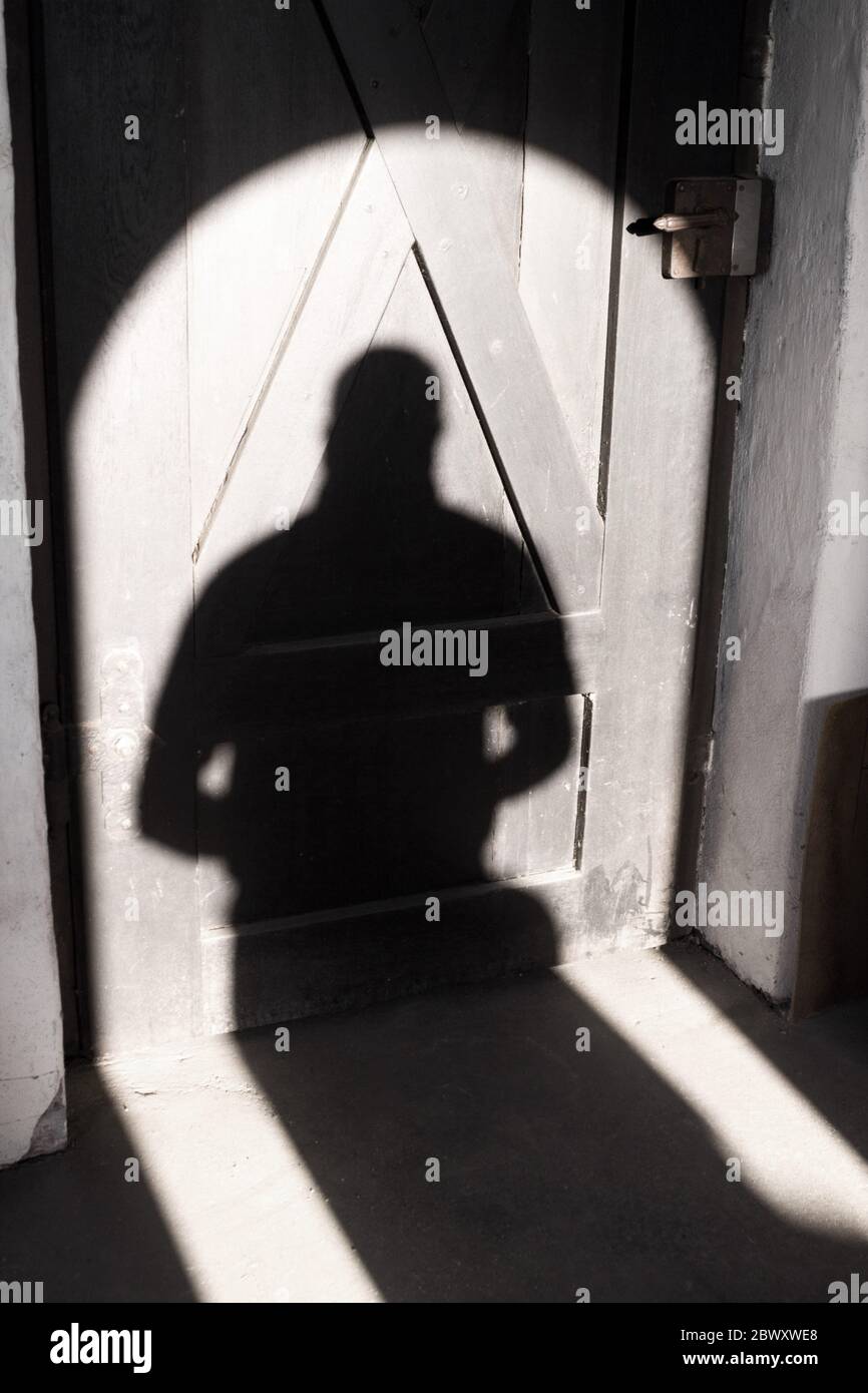 Mysterious man shadow hi-res stock photography and images - Alamy