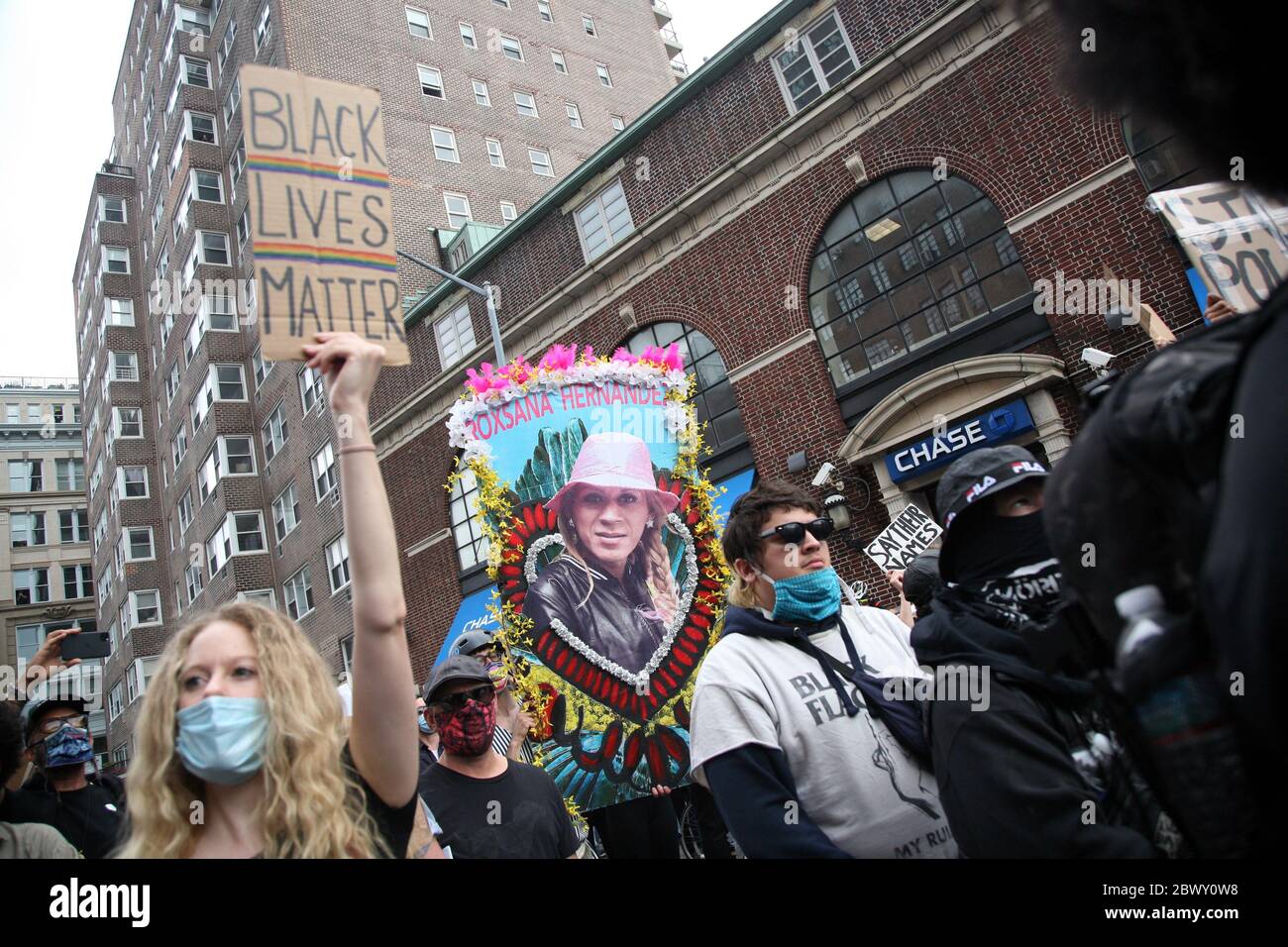 City streets in turmoil hi-res stock photography and images - Alamy