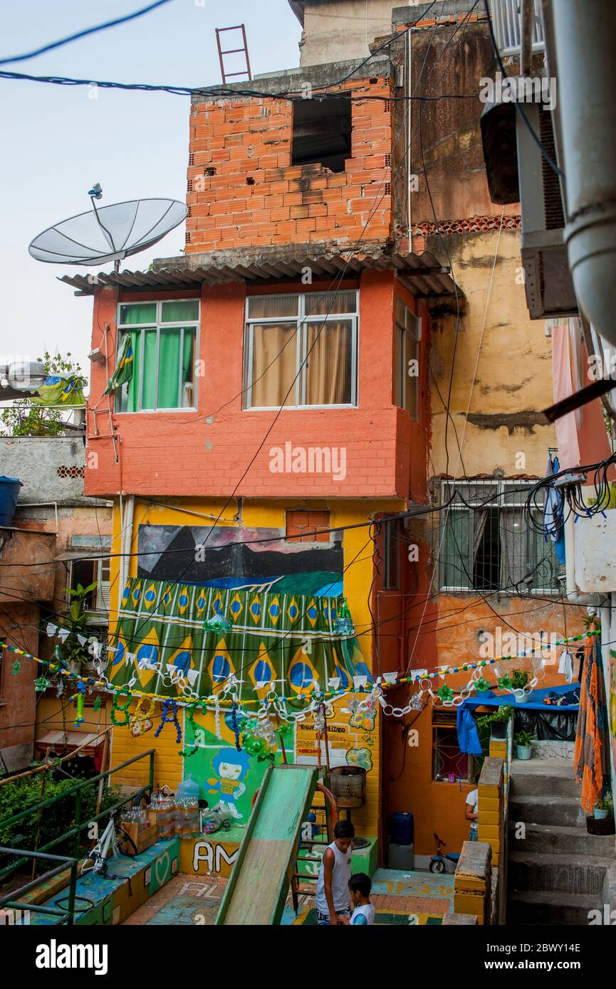 Inside the slums hi-res stock photography and images - Alamy