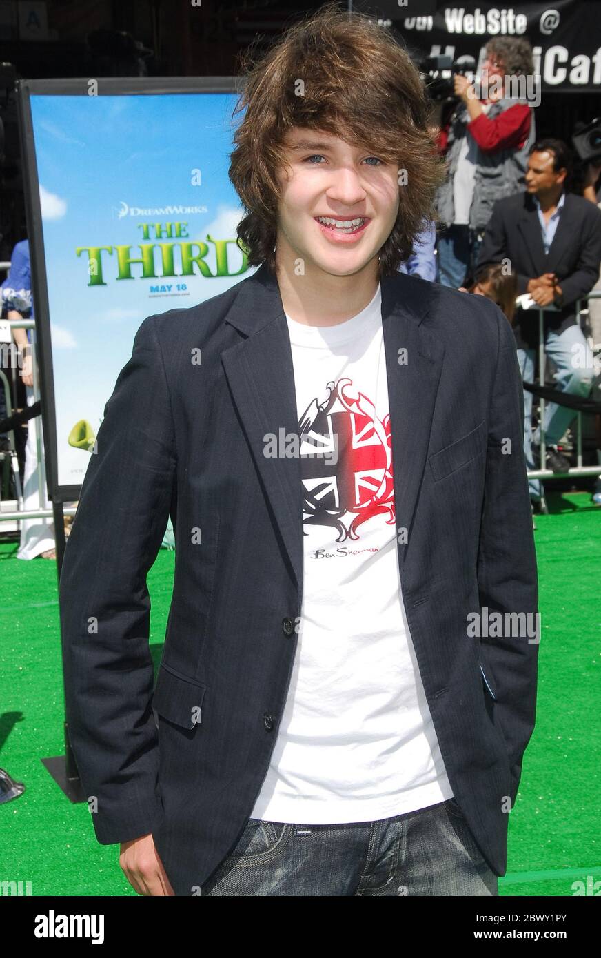 Devon Werkheiser at the Los Angeles Premiere of Dreamworks "Shrek The ...