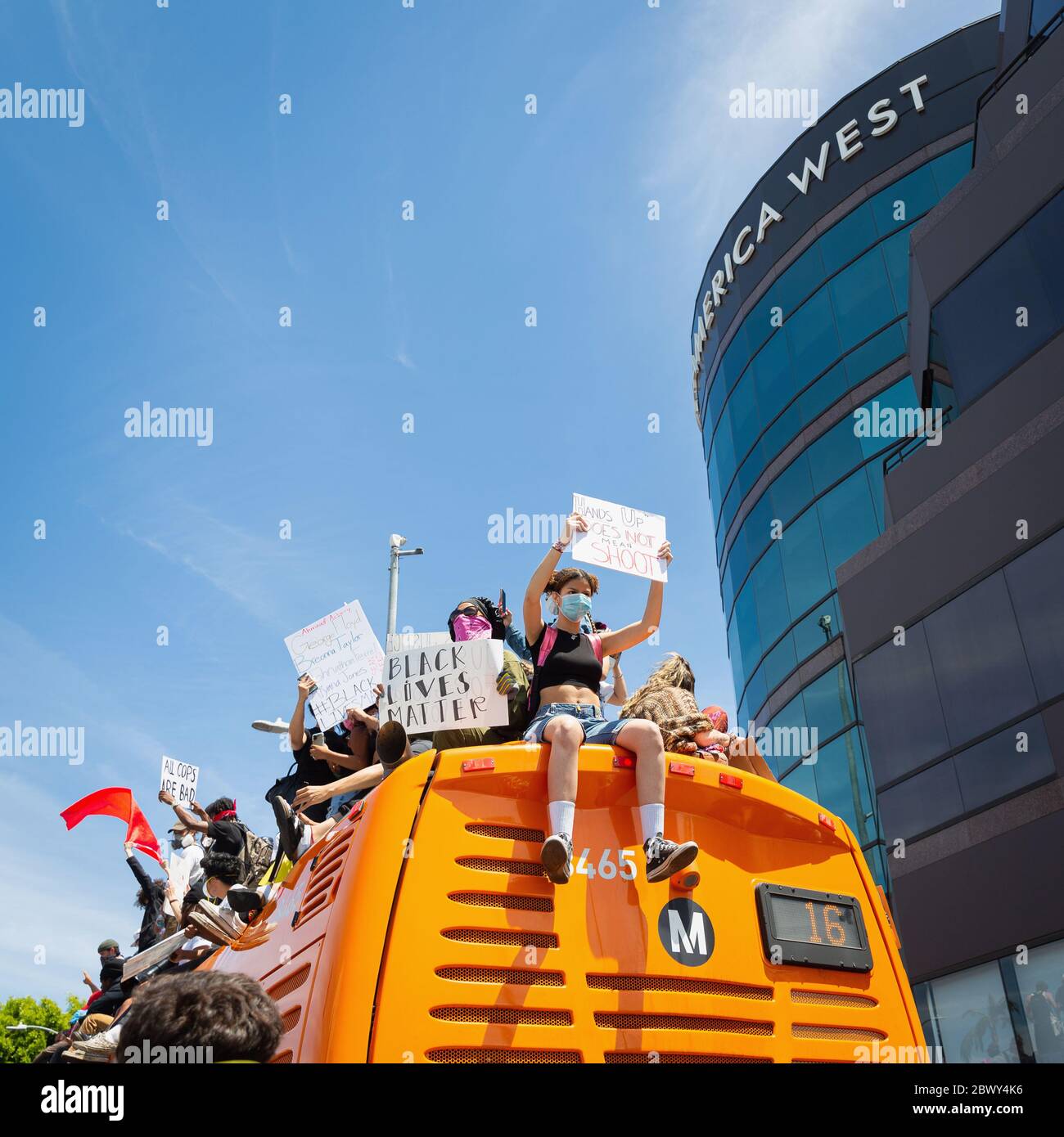 Los angeles metro bus hi-res stock photography and images - Alamy