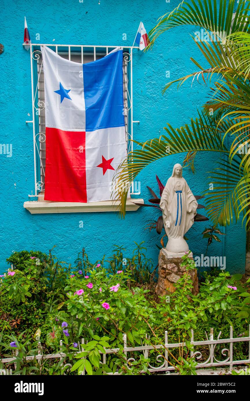 Panamanian national flag hi-res stock photography and images - Alamy