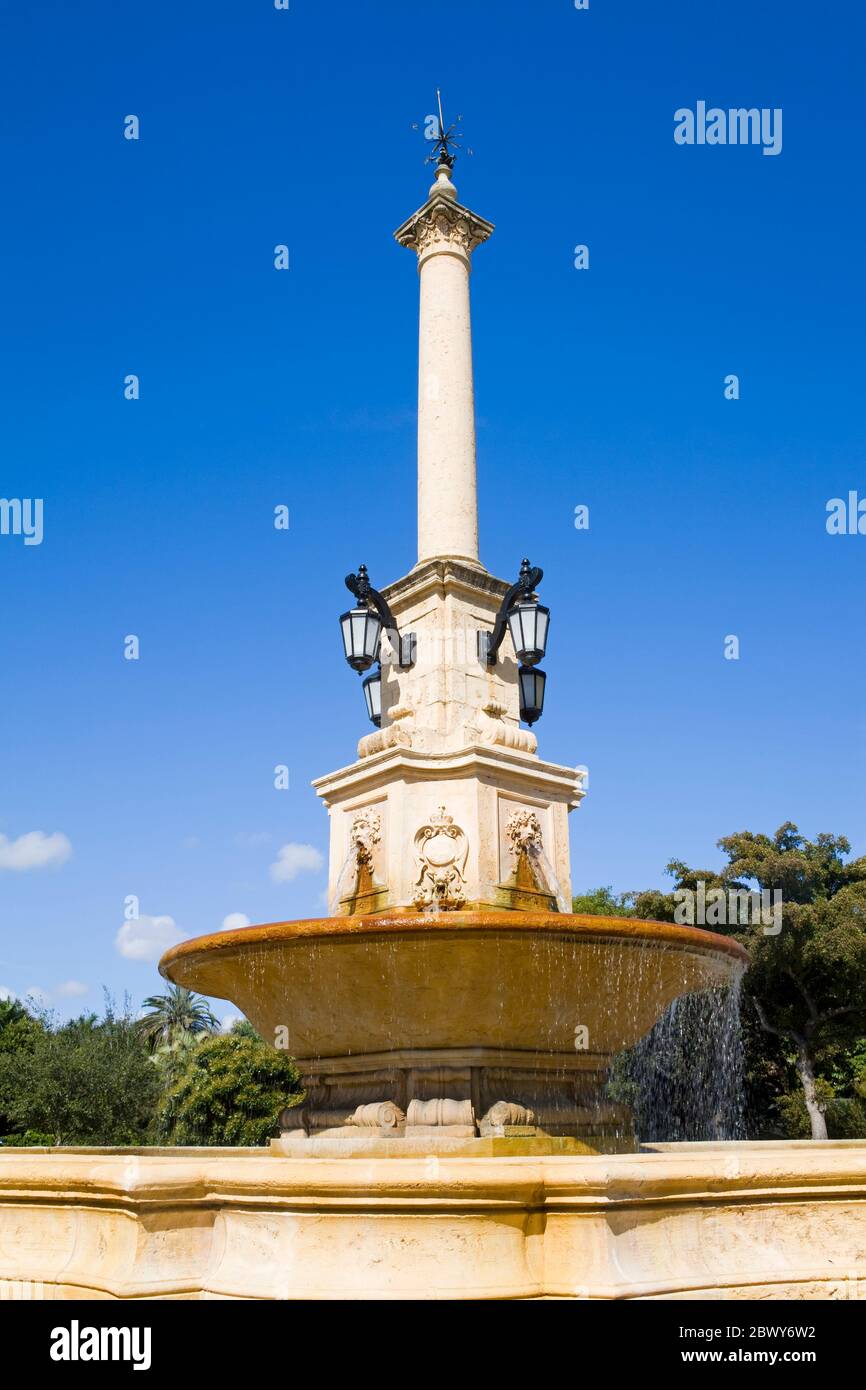Fountain coral gables miami florida hi-res stock photography and images ...