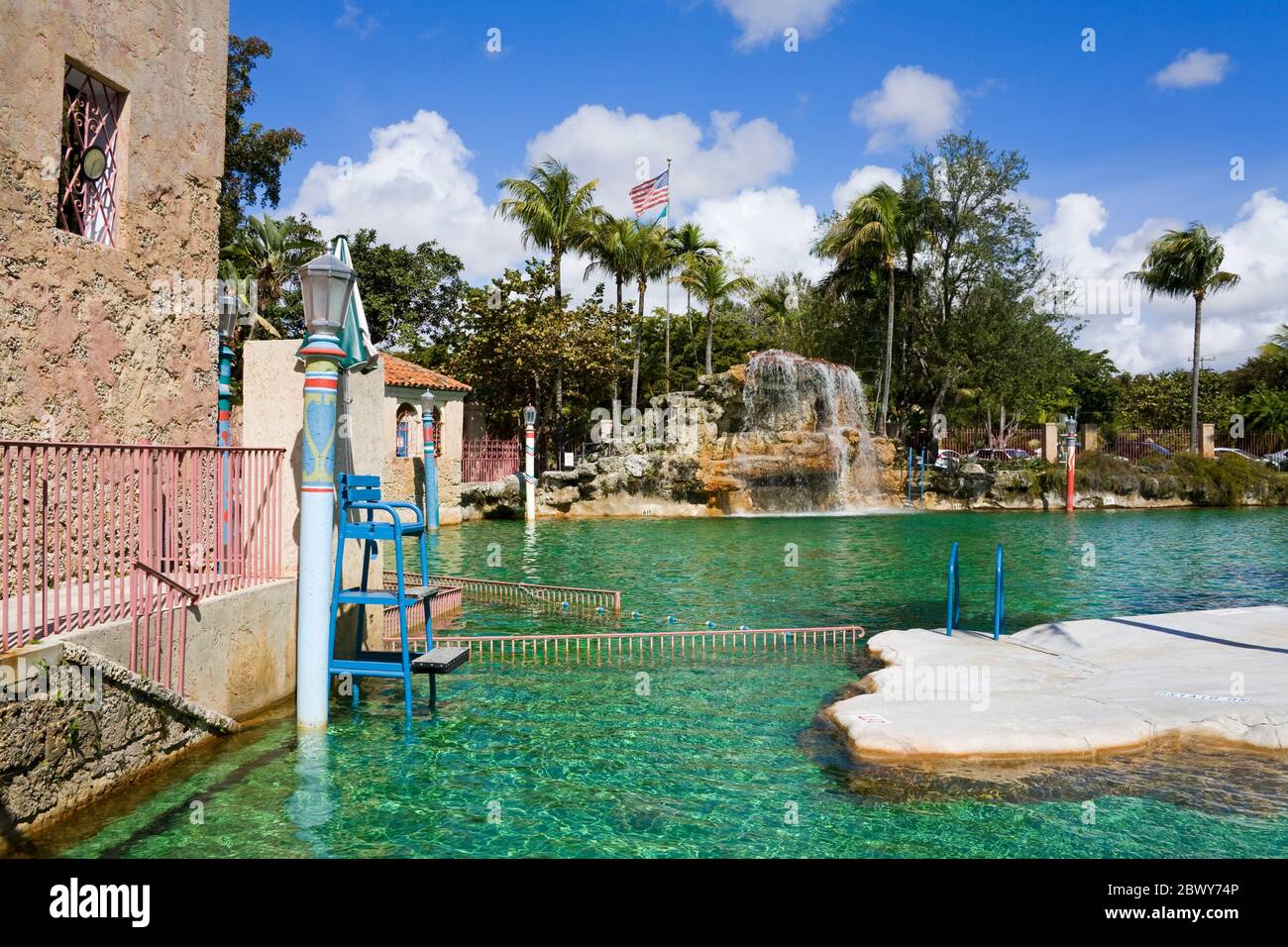 Coral gables miami venetian pool hi-res stock photography and images ...