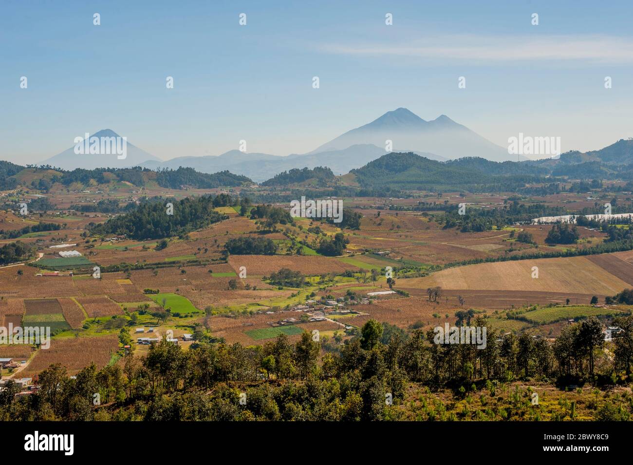 Volcanoes of guatemala hi-res stock photography and images - Alamy