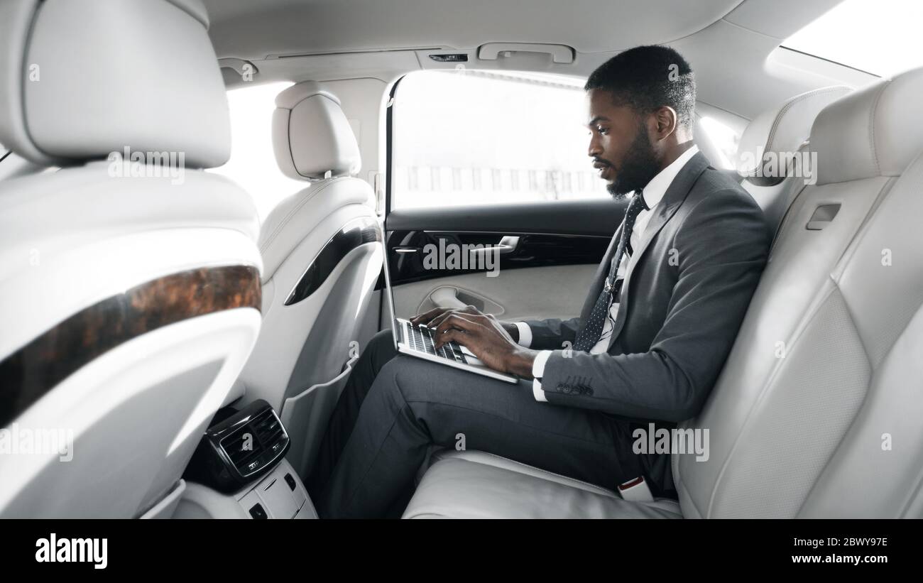 Owner person laptop car hi-res stock photography and images - Alamy