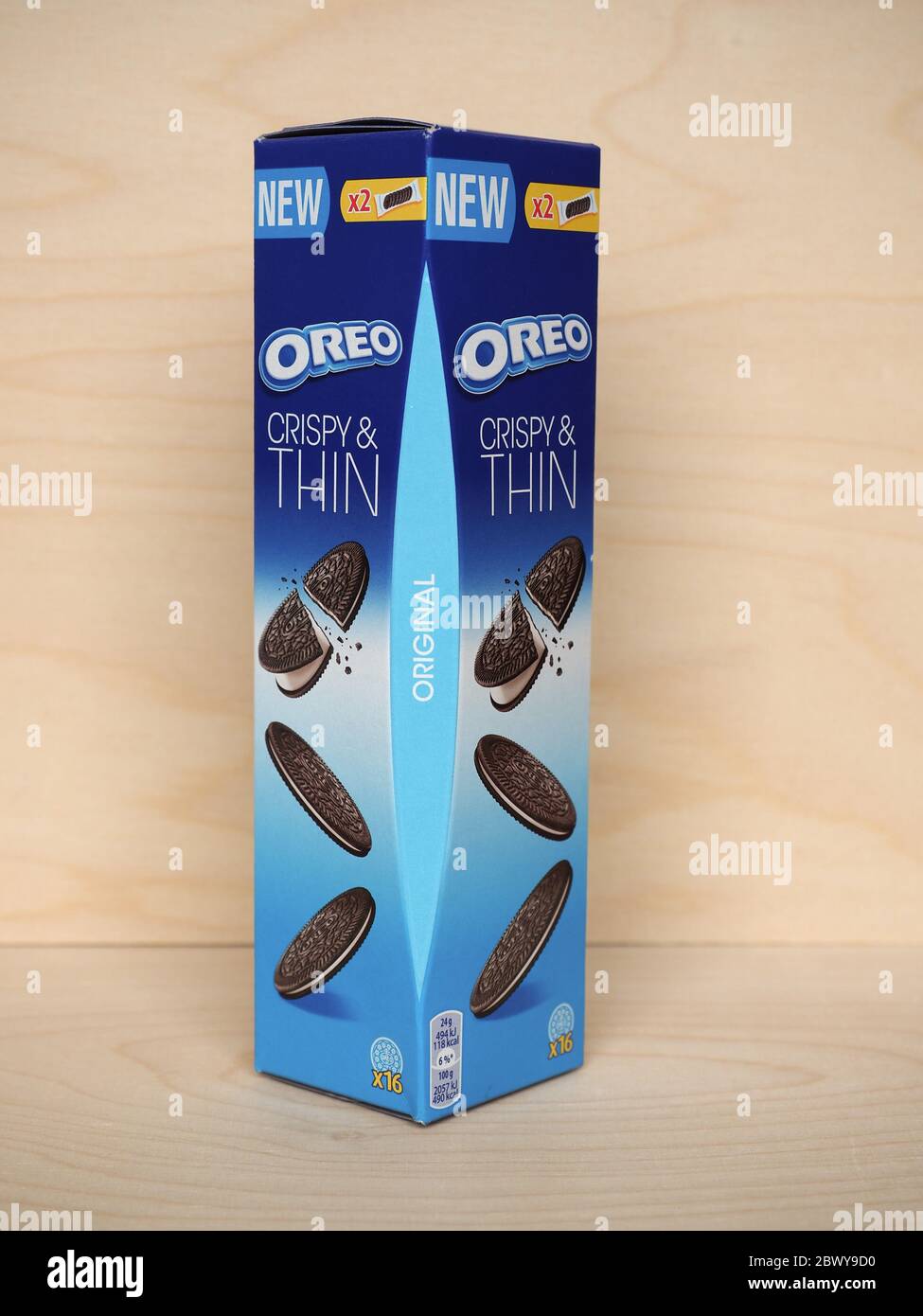 Packet of oreo biscuits hi-res stock photography and images - Alamy
