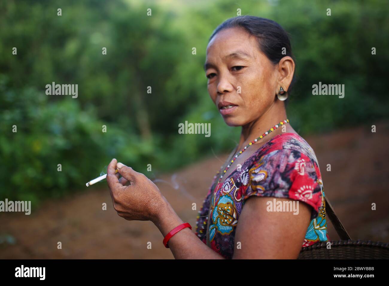 Indigenous family smokes hi-res stock photography and images - Alamy