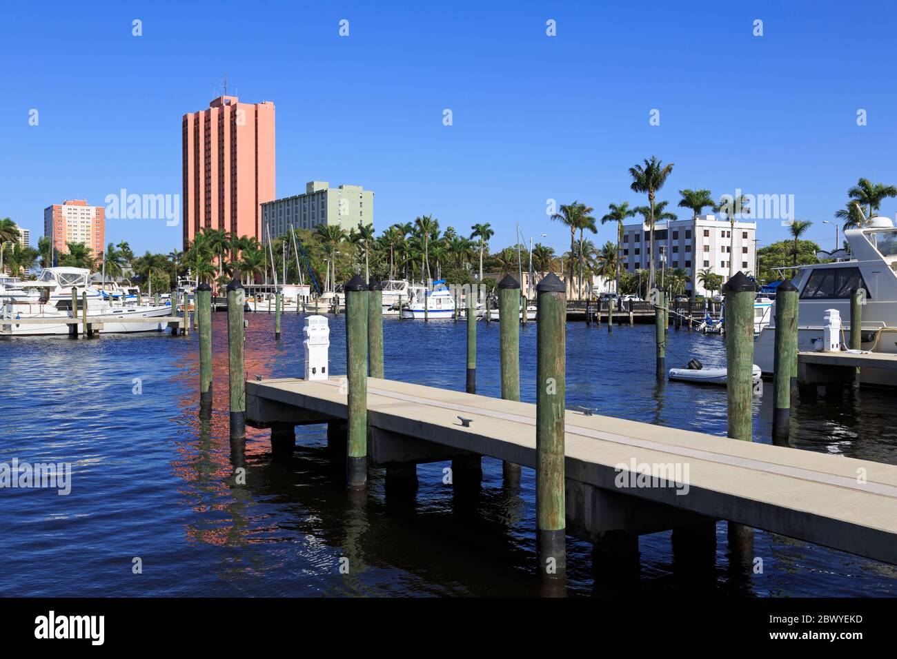 Waterfront district hi-res stock photography and images - Alamy