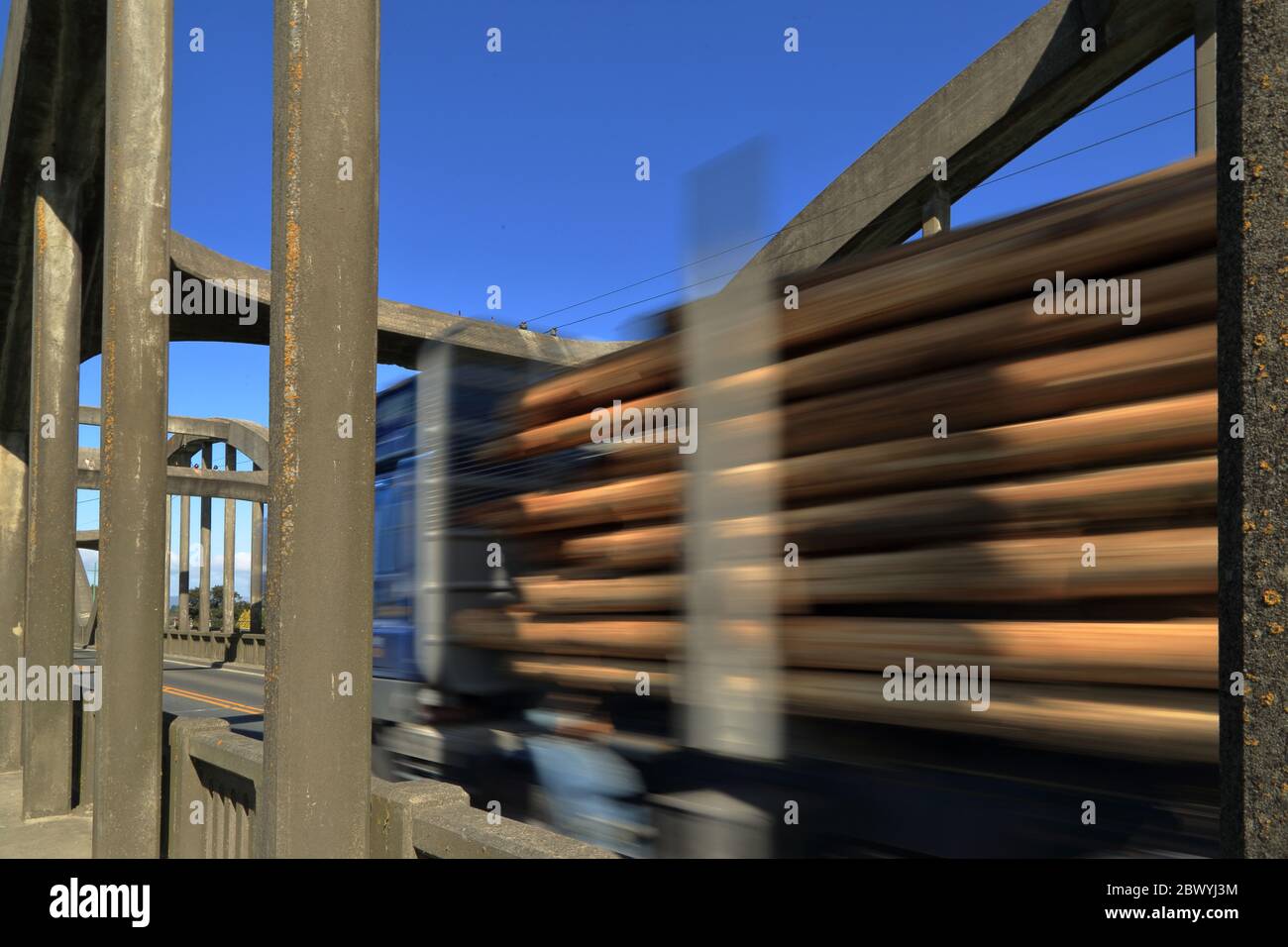 Logging truck new zealand hi-res stock photography and images - Alamy