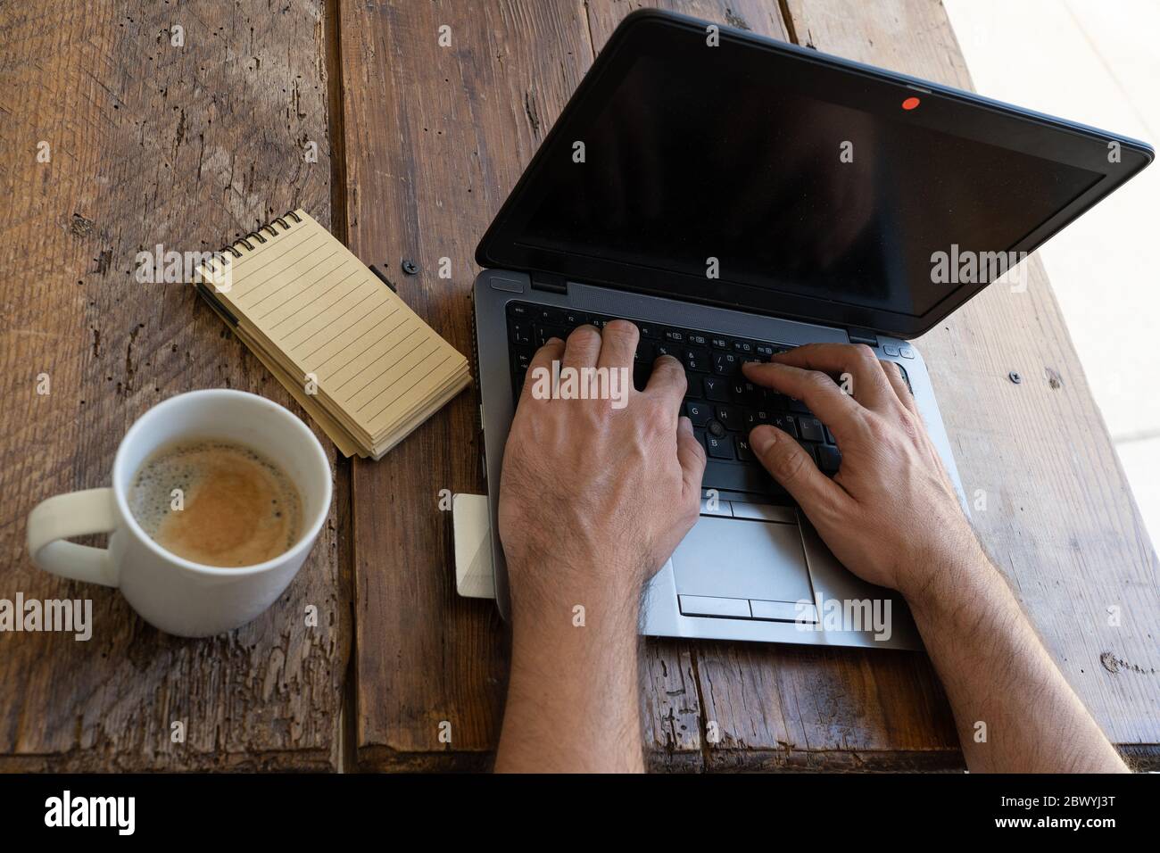 Laptop quarantine hi-res stock photography and images - Alamy