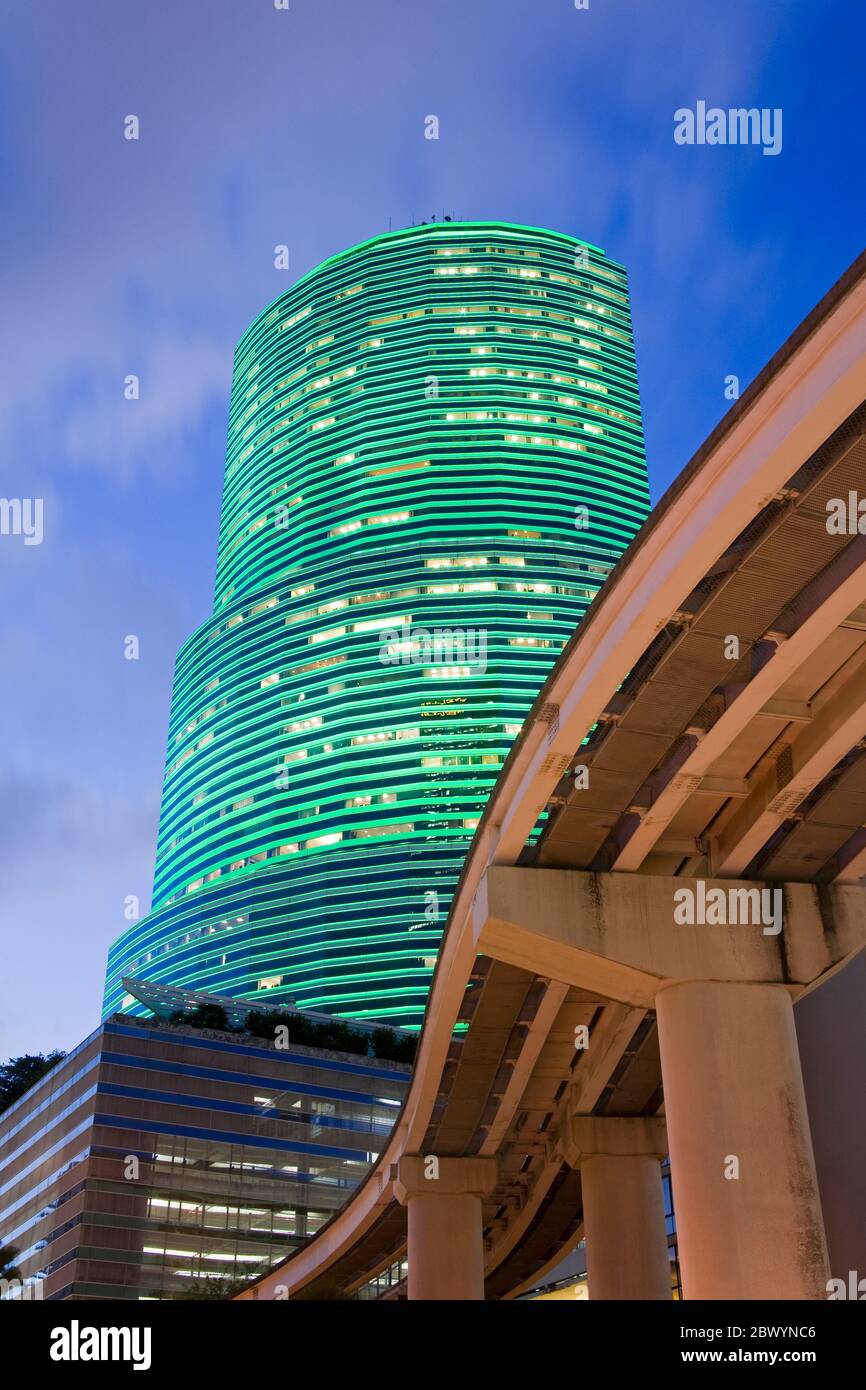 Miami Tower & Metromover, Miami, Florida, USA Stock Photo - Alamy