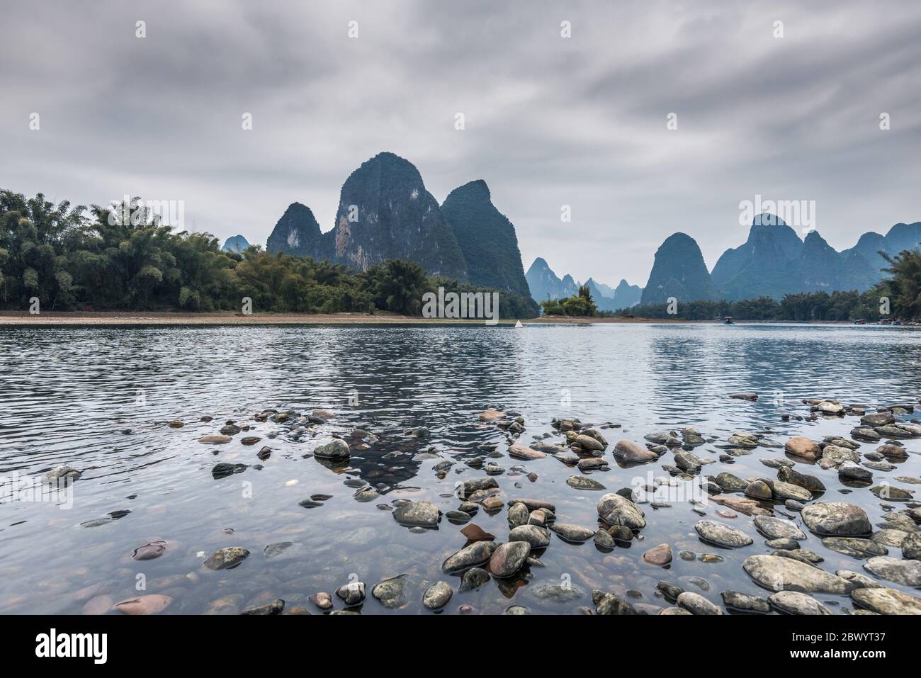 Around lijiang hi-res stock photography and images - Alamy
